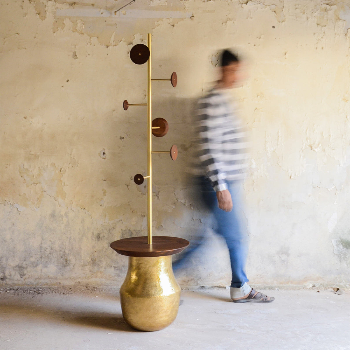 LOTA COAT STAND – Rhizome